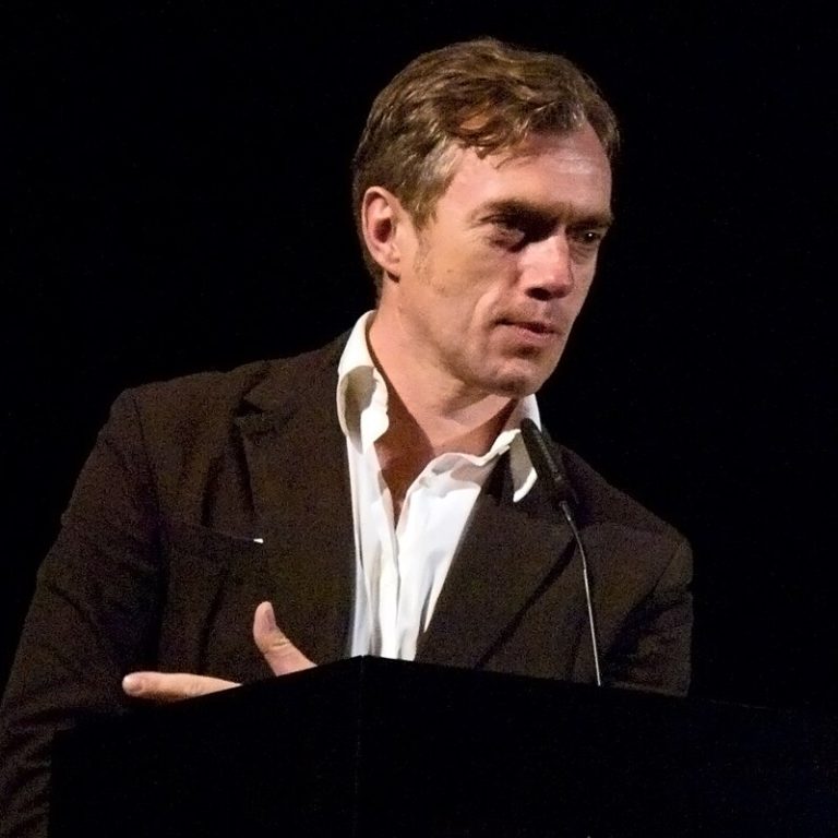 Neo Rauch Painter: Exploring the Surrealist Vision of Contemporary ...